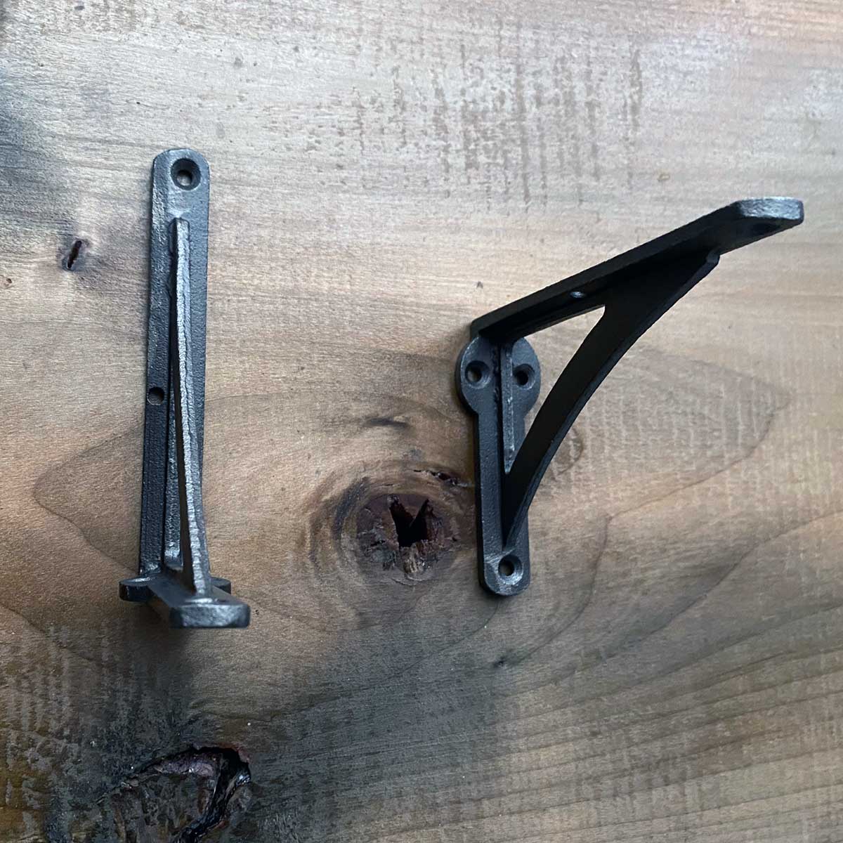 Very Small Cast Iron Bracket – Lostwestern