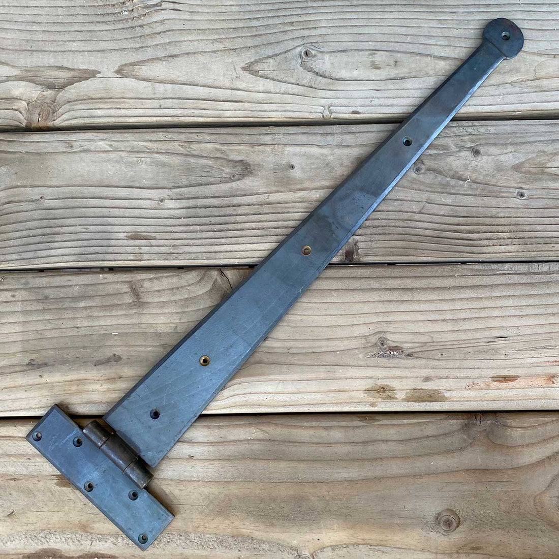 Extra Long Hand Forged T Hinge 24 Inch Round End – Lostwestern