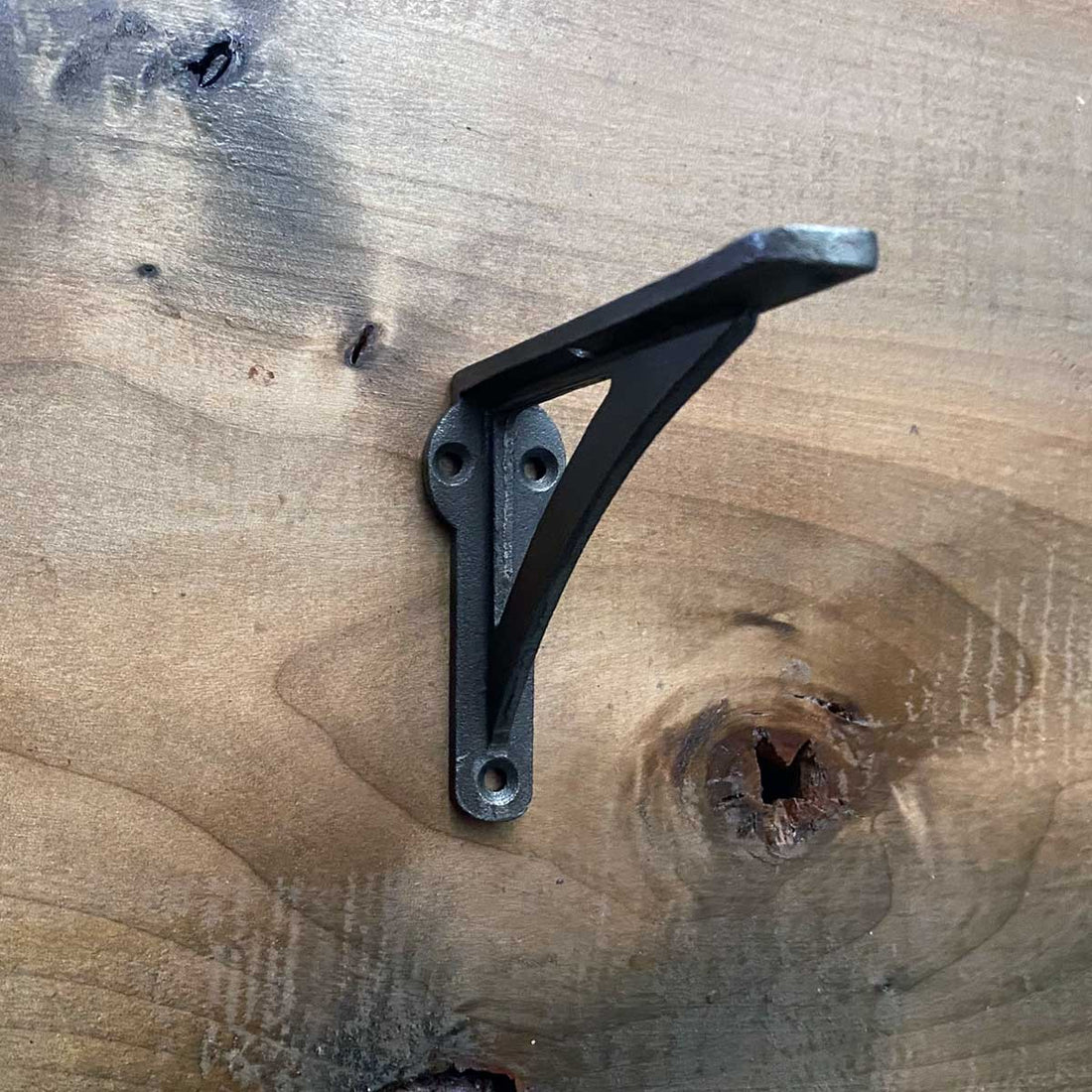 Very Small Cast Iron Bracket – Lostwestern